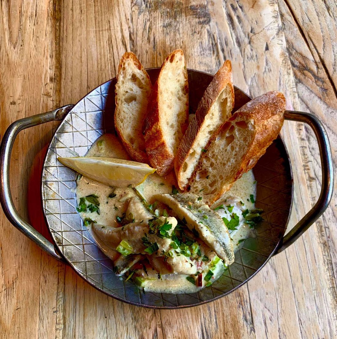 Śródmieście: gdzie i co zjeść? – Najlepsze restauracje w centrum Warszawy